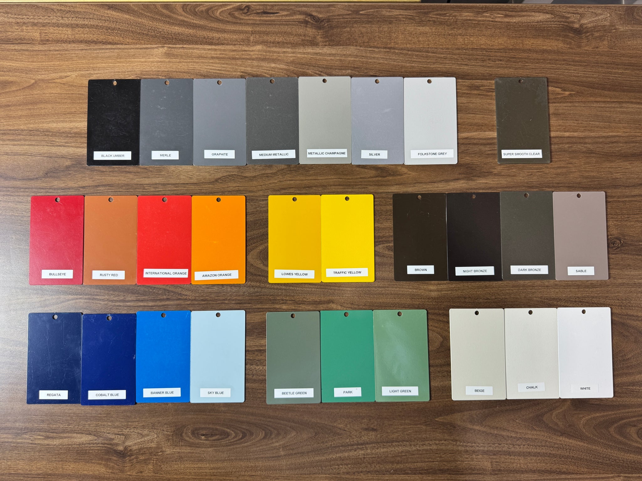 High Quality. Fair Price. – DeskHaus